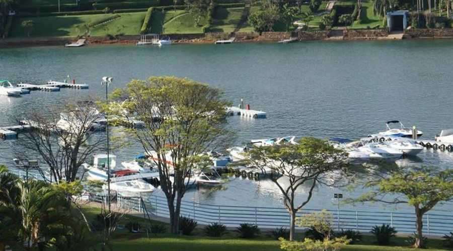 ESCARPAS DO LAGO CAPITÓLIO MG – Nascentes das Gerais